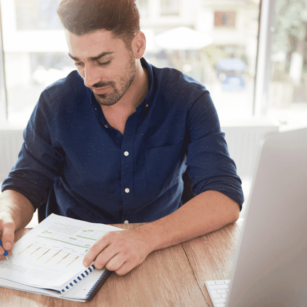 Crafting a Funny Wedding Officiant Speech in 2024: Tips & Tricks